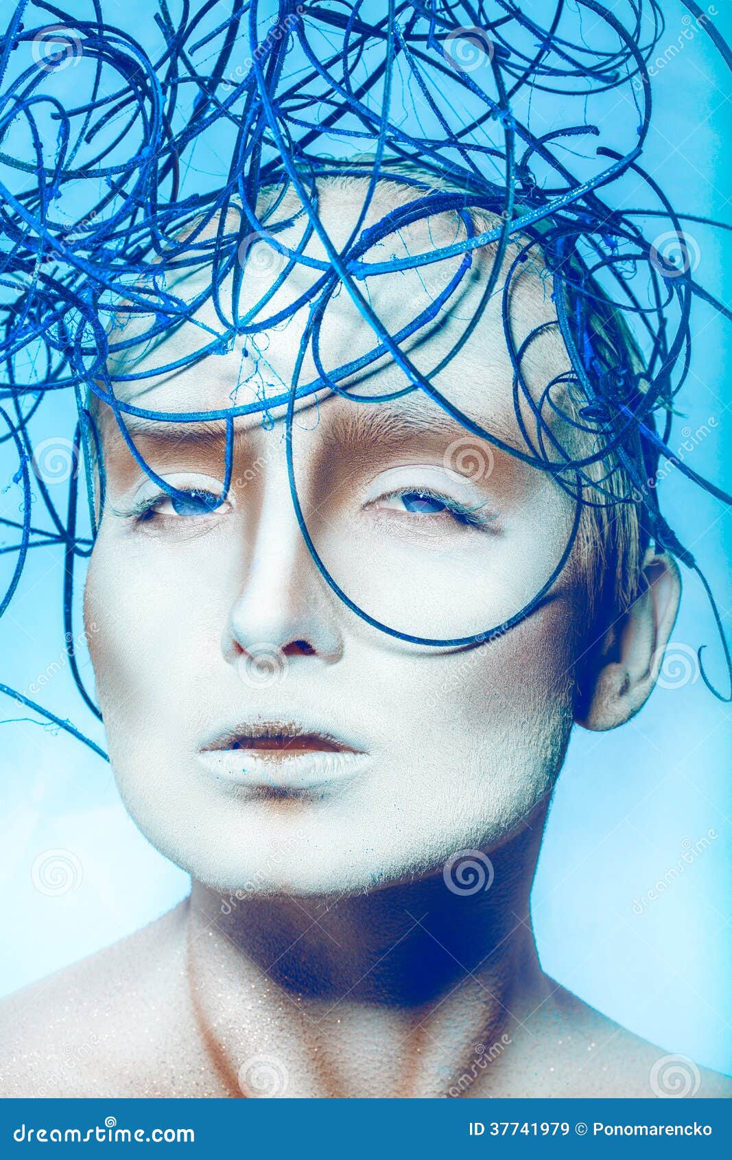 Voluptuous Woman In Bikini. Stock Photo | CartoonDealer.com #10253580