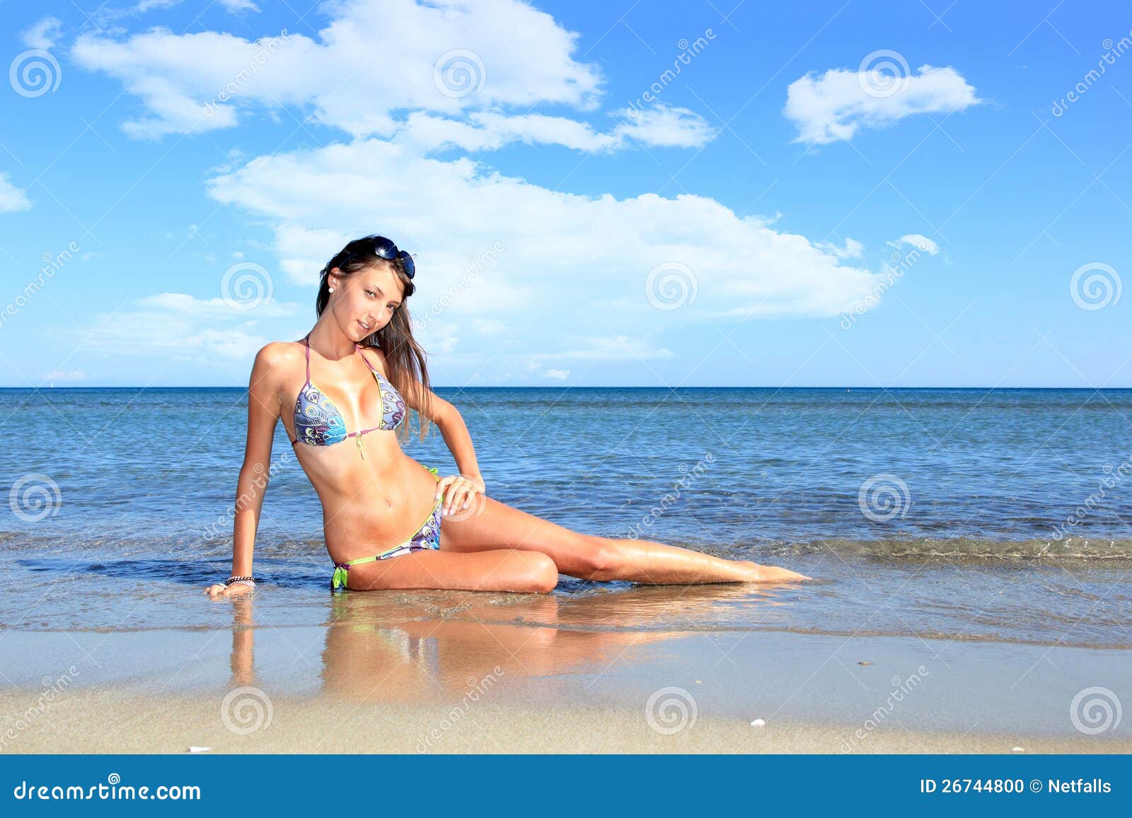 Vorbildliche Aufstellung Des Schönen Bikinis Stockfoto Bild Von Frau