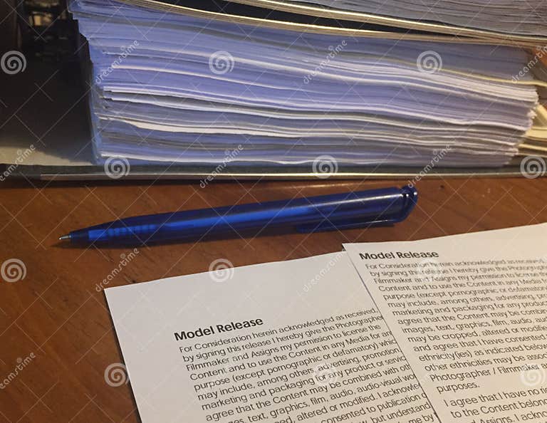 Vorbildliches Freigabe-Formular Stockfoto - Bild von rechtsanwalt ...