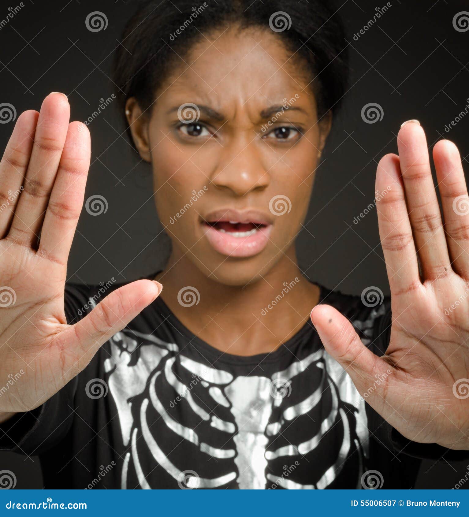 Vorbildliches Stoppschild Mit Der Hand Stockbild - Bild von nett ...