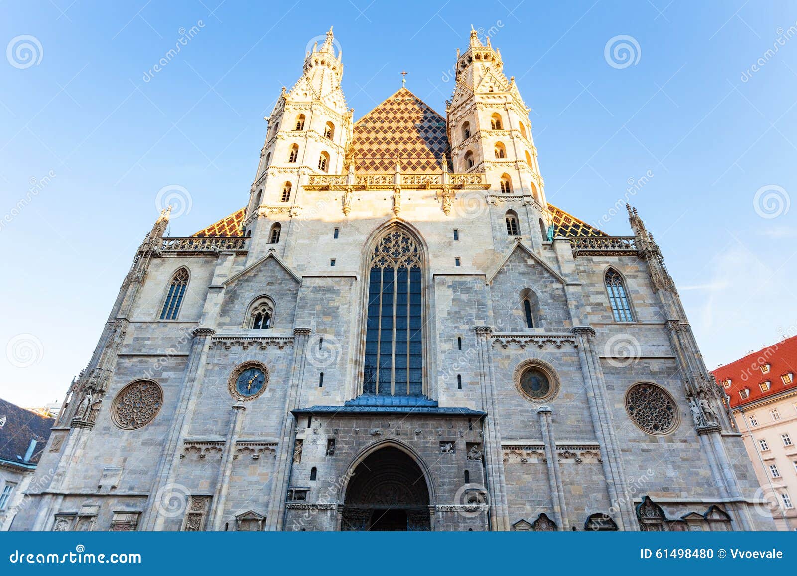 Vorderansicht Von Stephansdom, Wien Stockfoto - Bild von landschaft ...