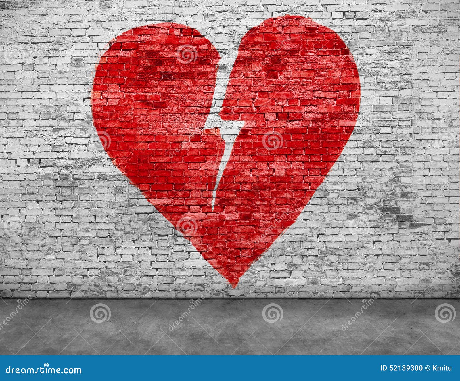Vorm van gebroken hart stock foto. Image of architectuur - 52139300