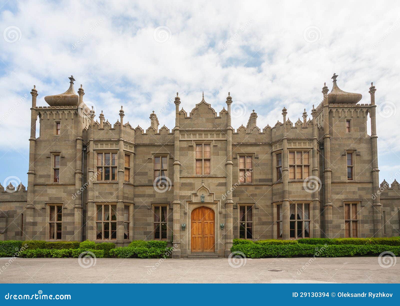 Vorontsov Palace, Bushes and Mountains Stock Photo - Image of europe ...