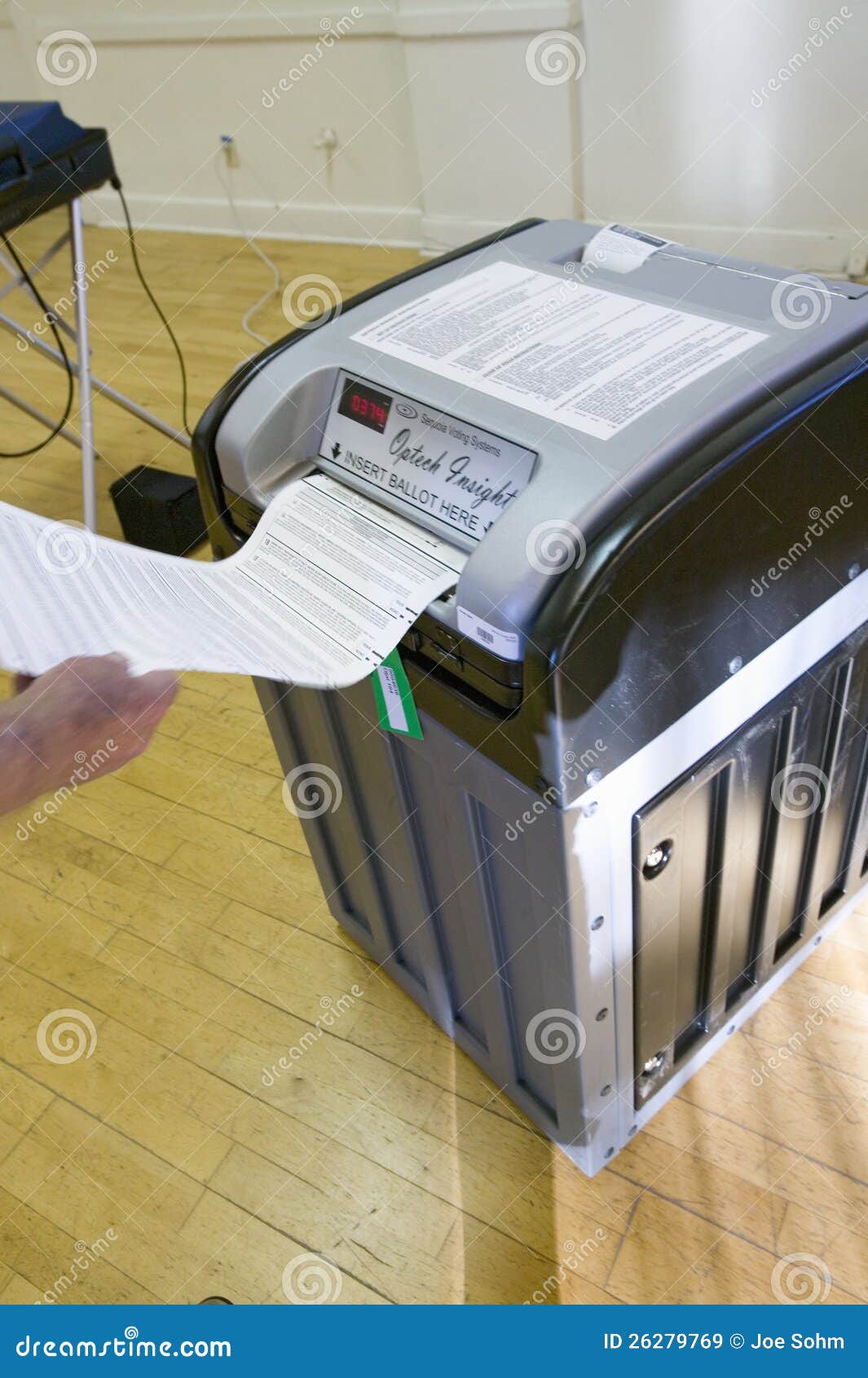Voter Inserts Completed Ballot Editorial Stock Image - Image of america ...