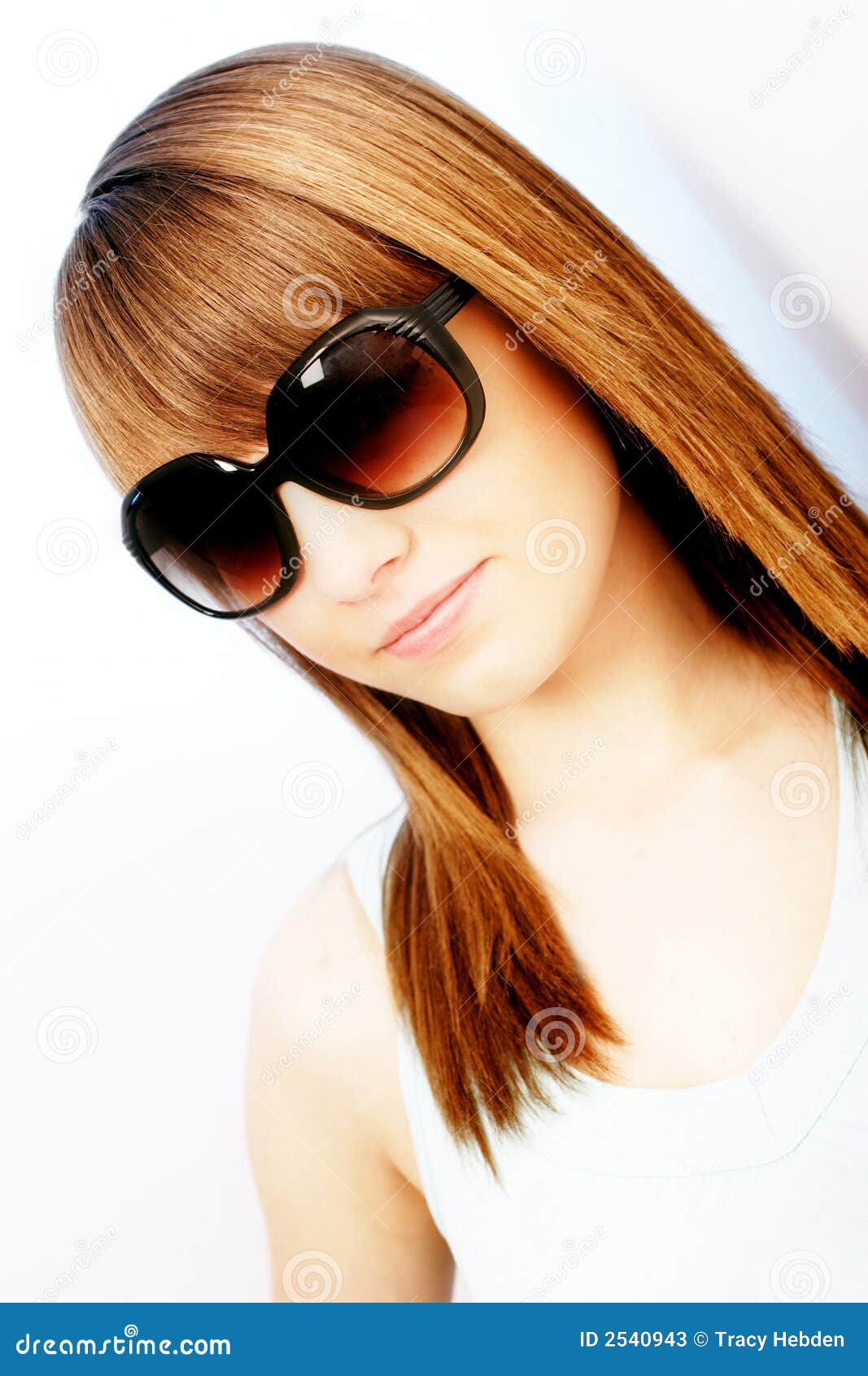 Vous regarder image stock. Image du contemplation, attrayant - 2540943