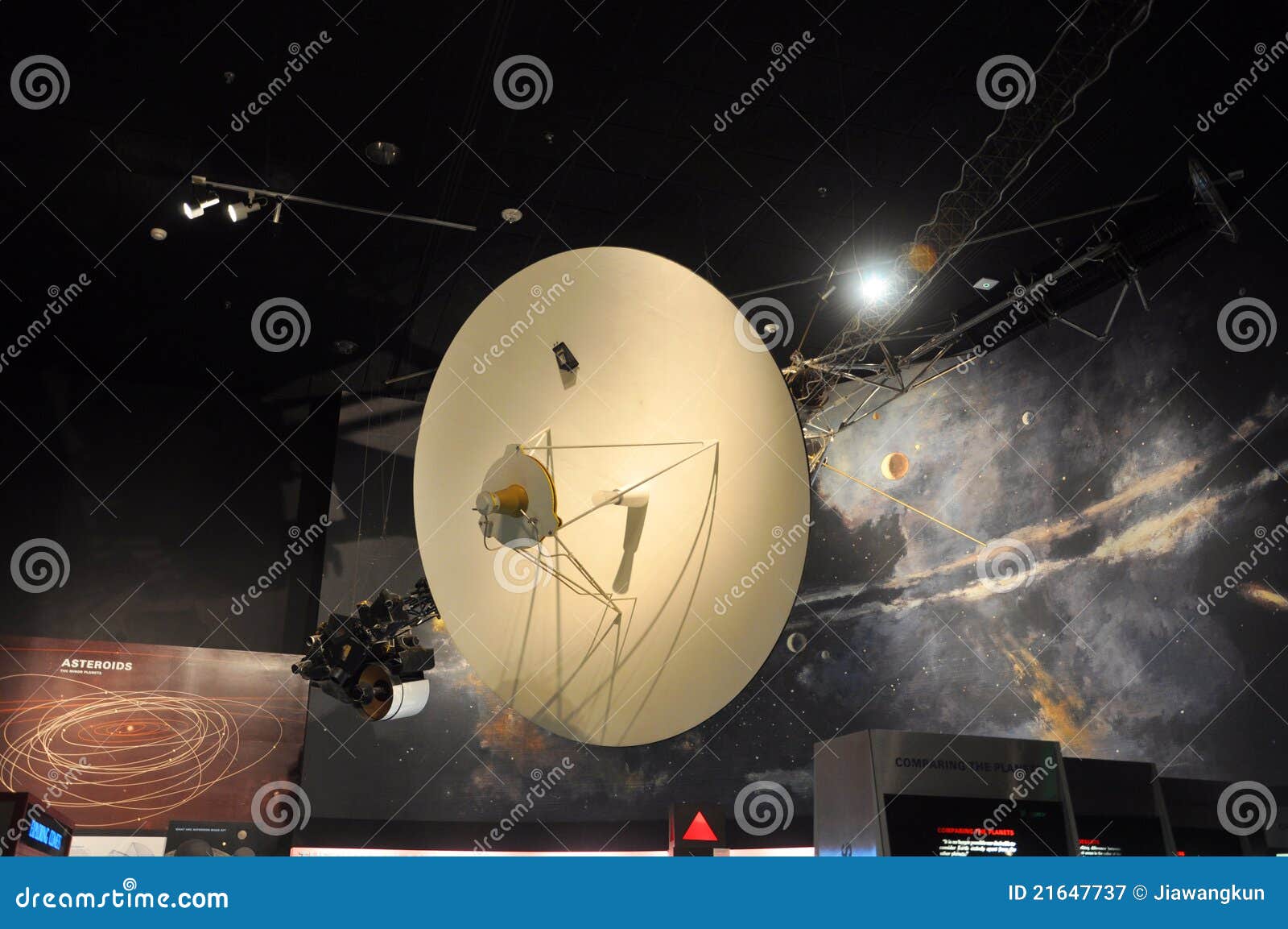 Voyager Model in National Air and Space Museum Editorial Photography ...