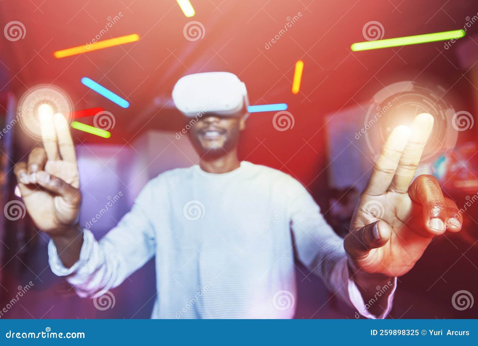 Vr Headset with 3D Futuristic Hologram Screen with Hand with Tech for ...