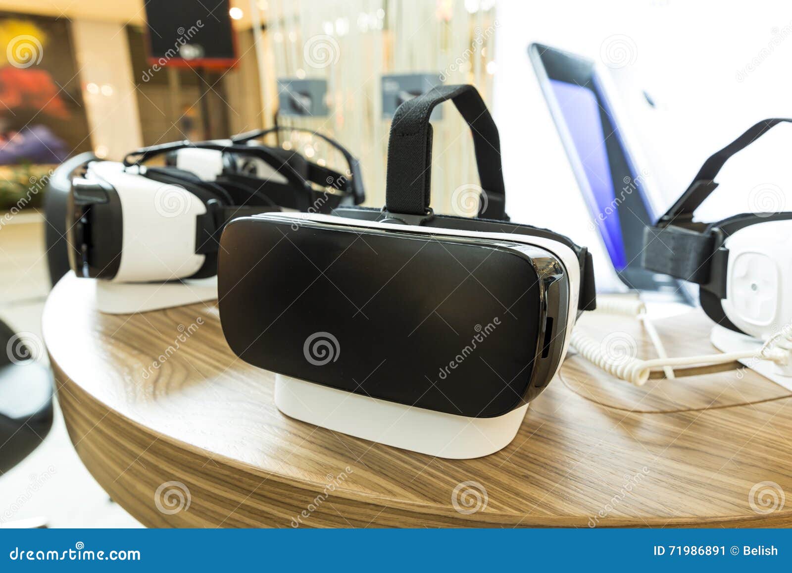 VR Headsets, Virtual Reality Sets, VR Glasses Stock Image - Image of ...
