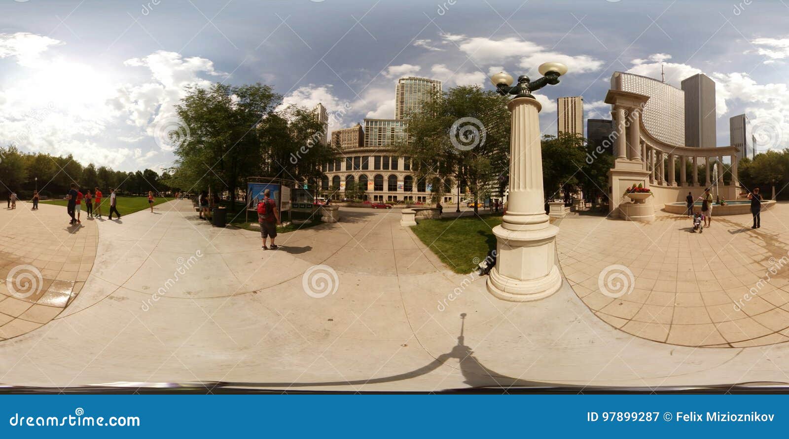 360vr Image of the Millennium Monument at Wrigley Square Editorial ...