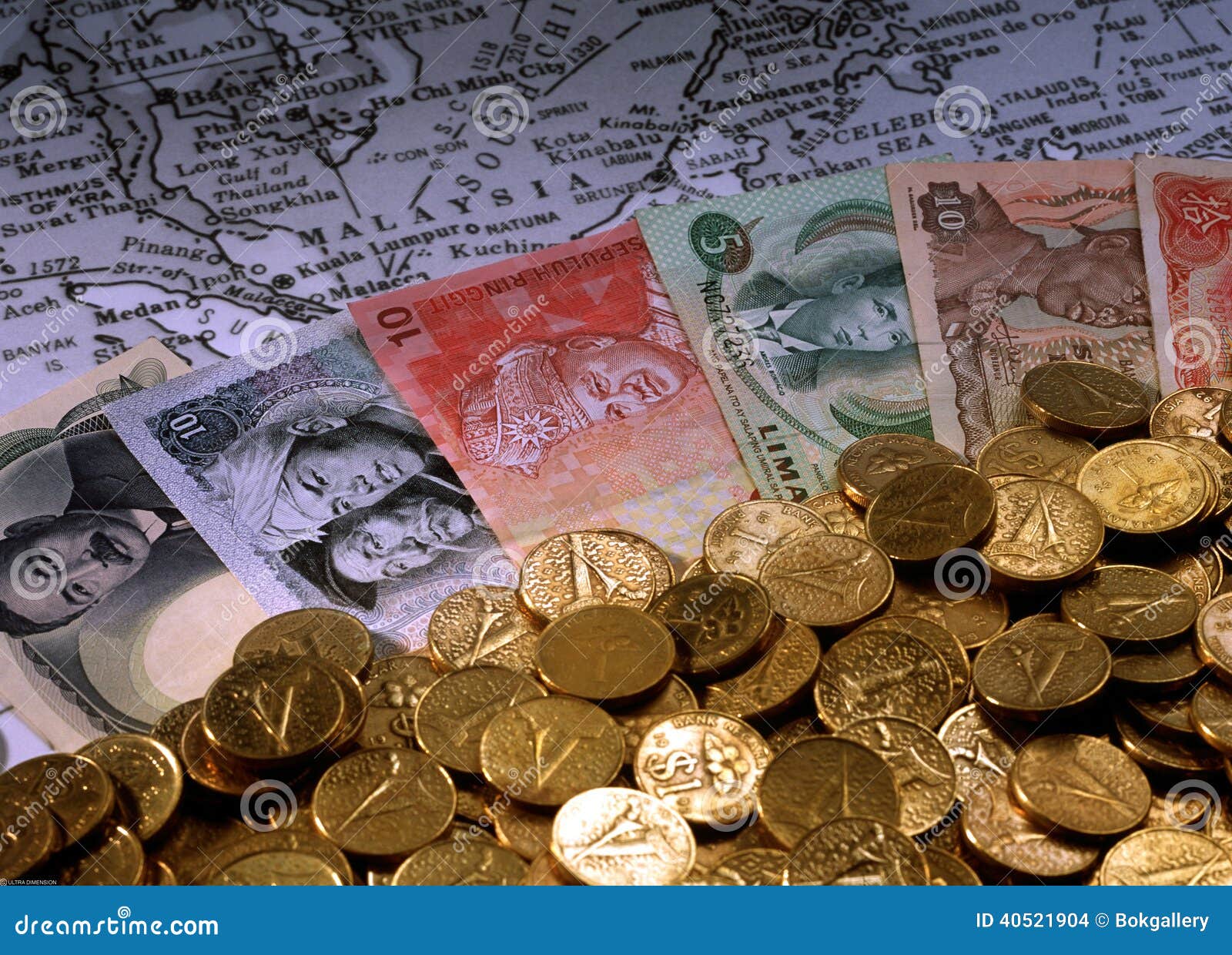 Vreemde valuta'snota's stock foto. Image of besparing - 40521904