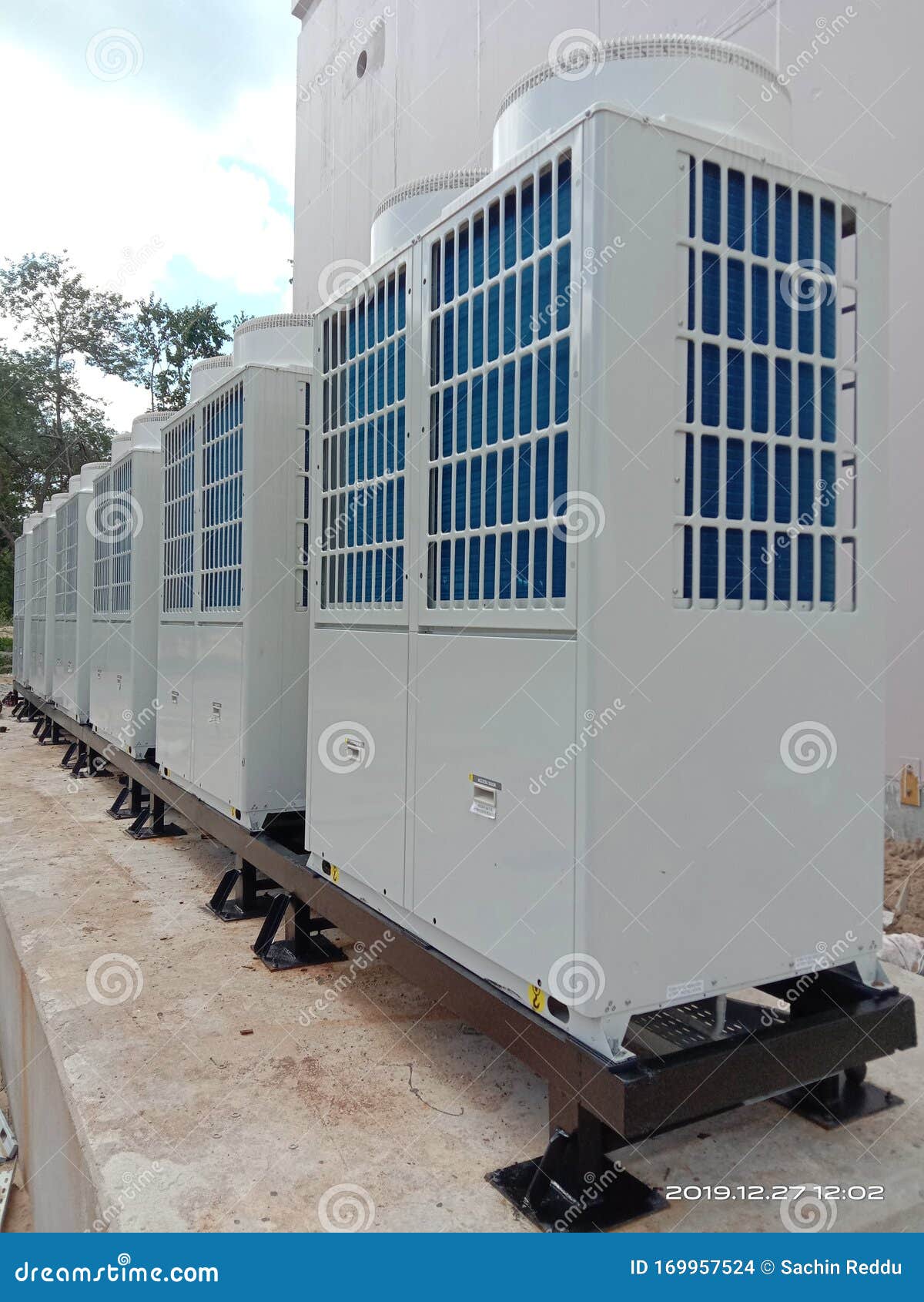 Vrf Air Conditioning System Stock Photo - Image of system, wallpaper ...