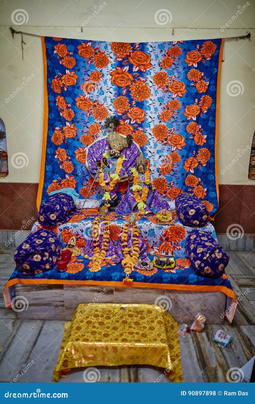 Vrindavan, 22 October 2016: Beautiful Altar of Radha and Krishna Stock ...