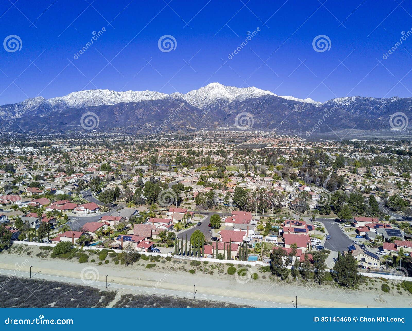 Vue Aérienne De Rancho Cucamonga Photo stock - Image du états, nature ...