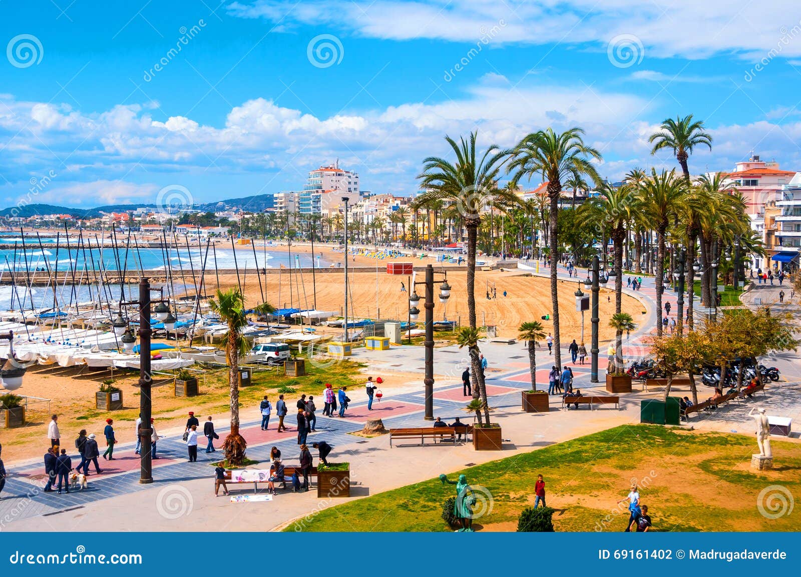 Vue Aérienne De Sitges, Plage De L'Espagne Photographie éditorial ...