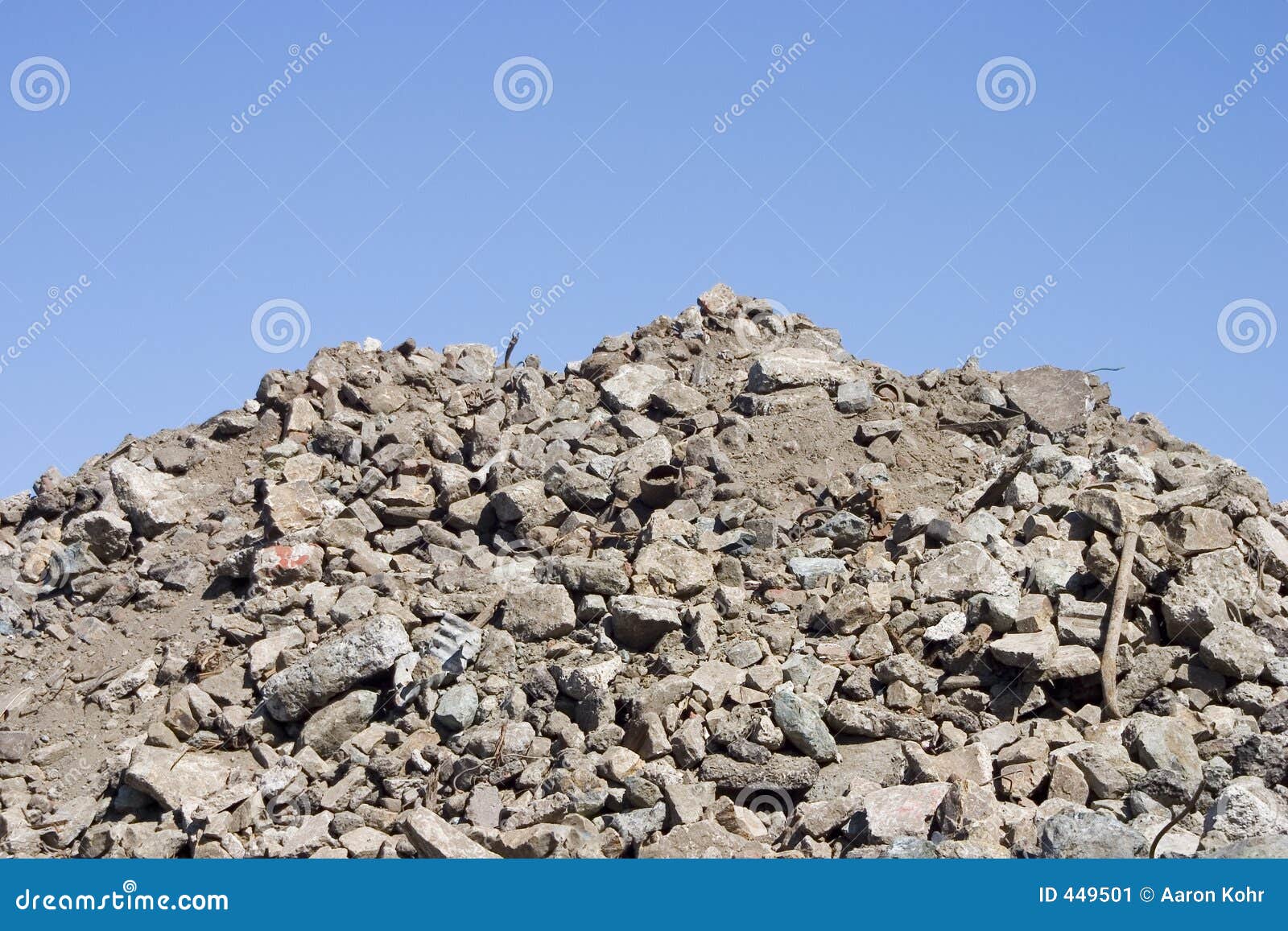 Vuil en Puin stock afbeelding. Image of ruïnes, plaats - 449501