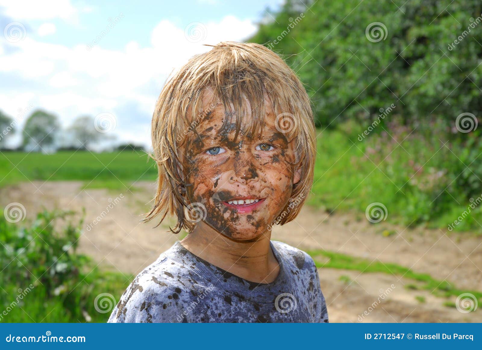 Vuil Gezicht stock afbeelding. Image of gelukkig, groen - 2712547