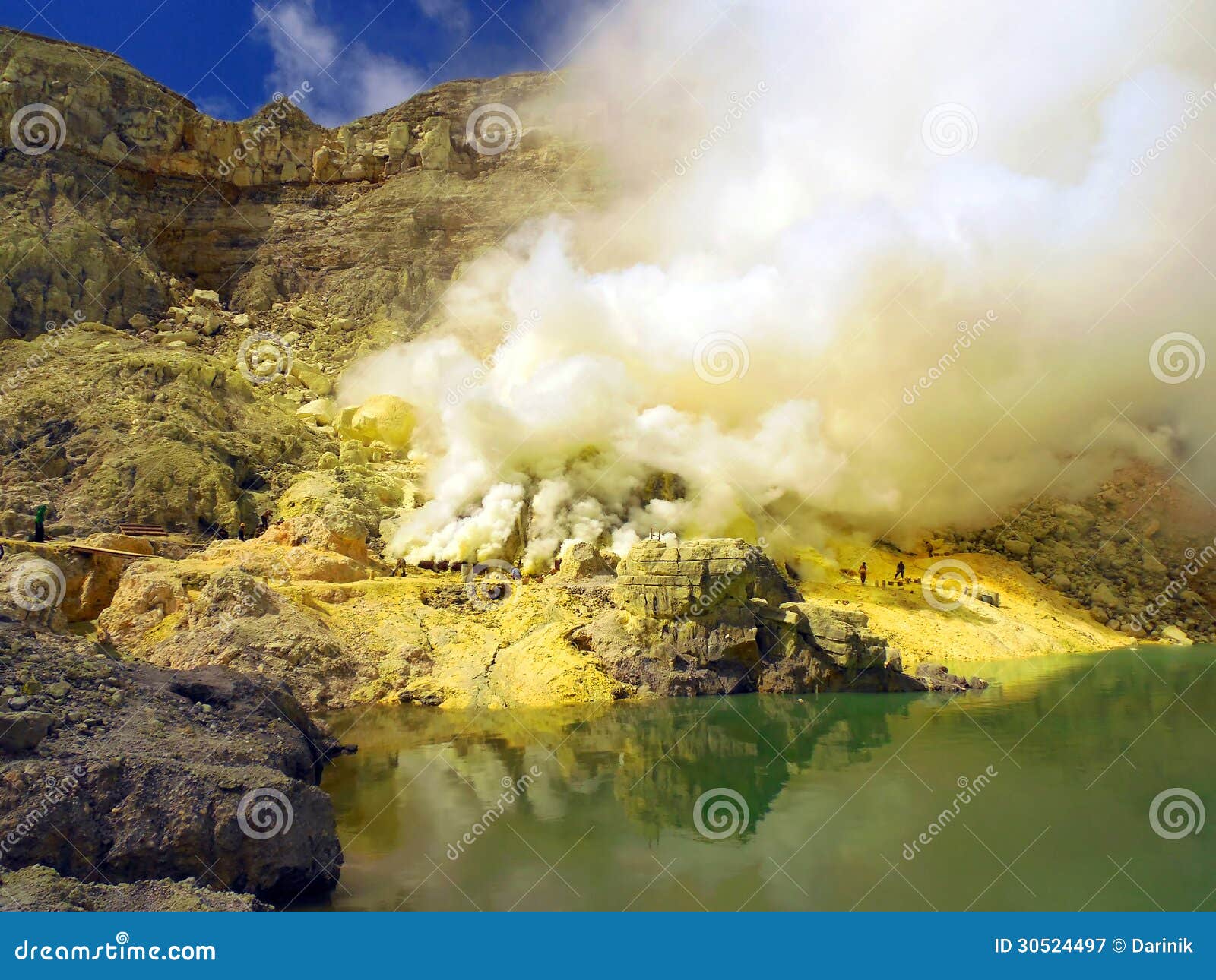 Vulcano de Ijen imagem de stock. Imagem de indonésia - 30524497