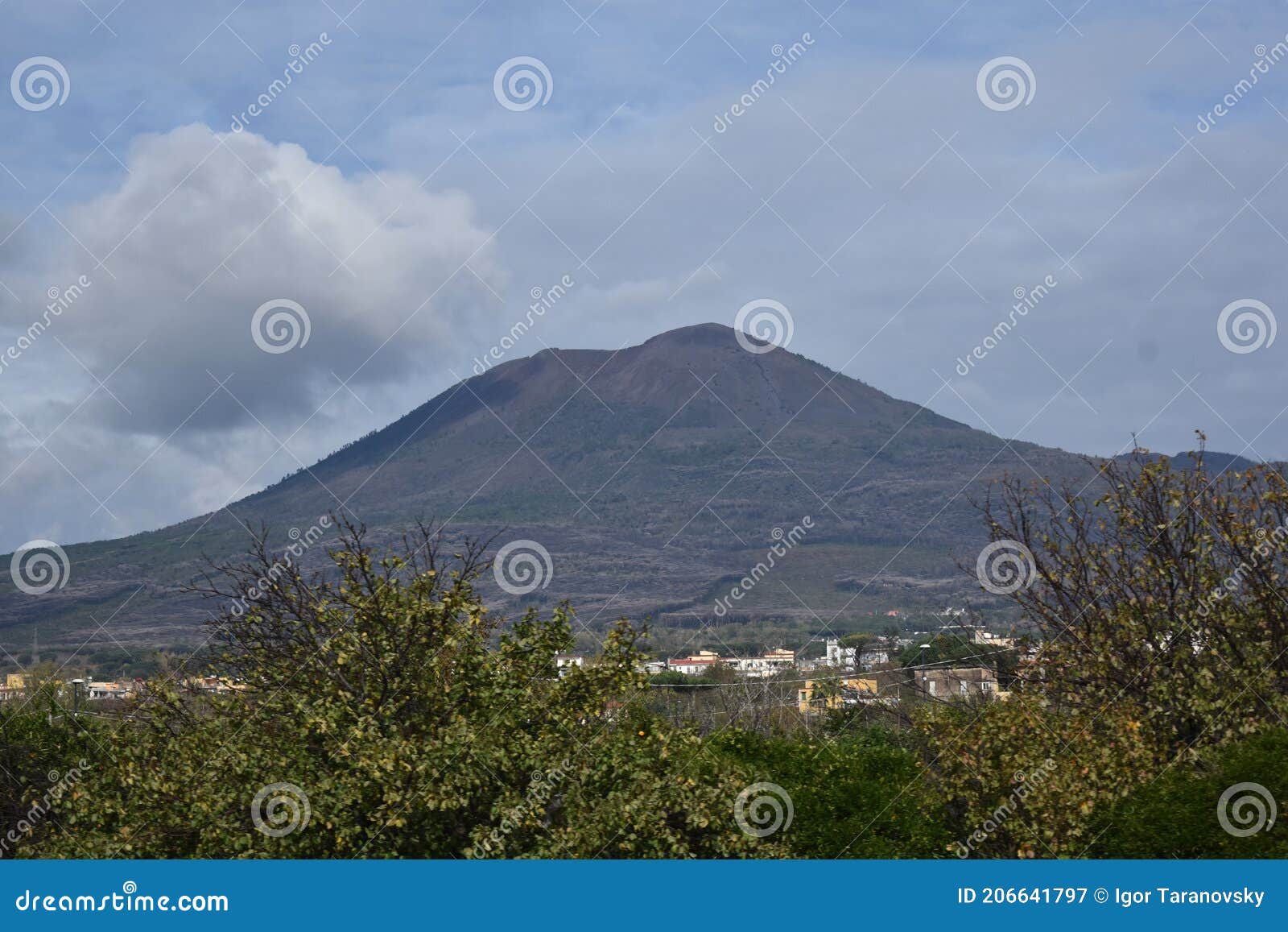 Vulkan Vesuv. Italien. Neapel Stockbild - Bild von italien, nave: 206641797
