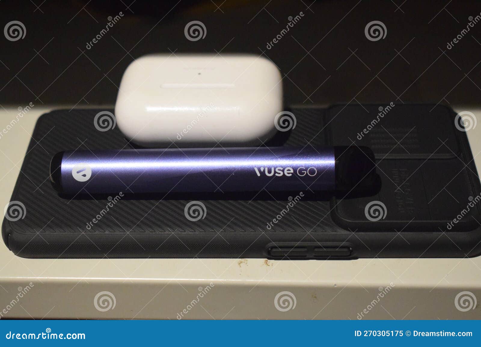 Vuse Go Disposable Electronic Vape Device Stock Image - Image of latest ...