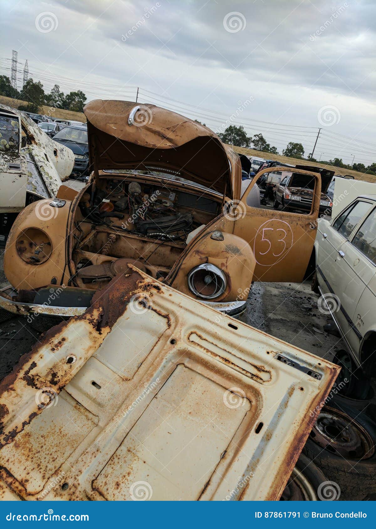 Vw beetle stock image. Image of rust, bucket, looks, still - 87861791