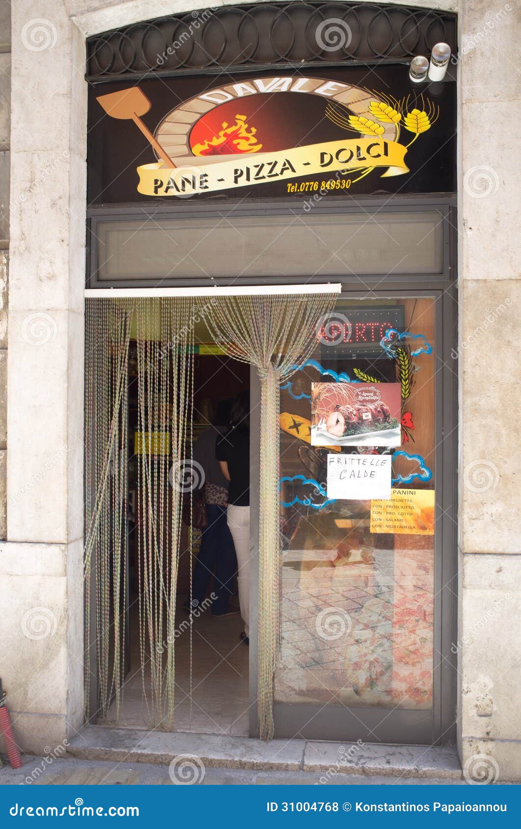 Włoski piekarz zdjęcie stock editorial. Obraz złożonej z piekarnia ...