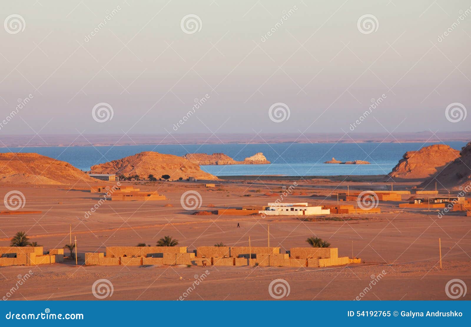 Wadi Halfa image stock. Image du musulmans, vallée, course - 54192765