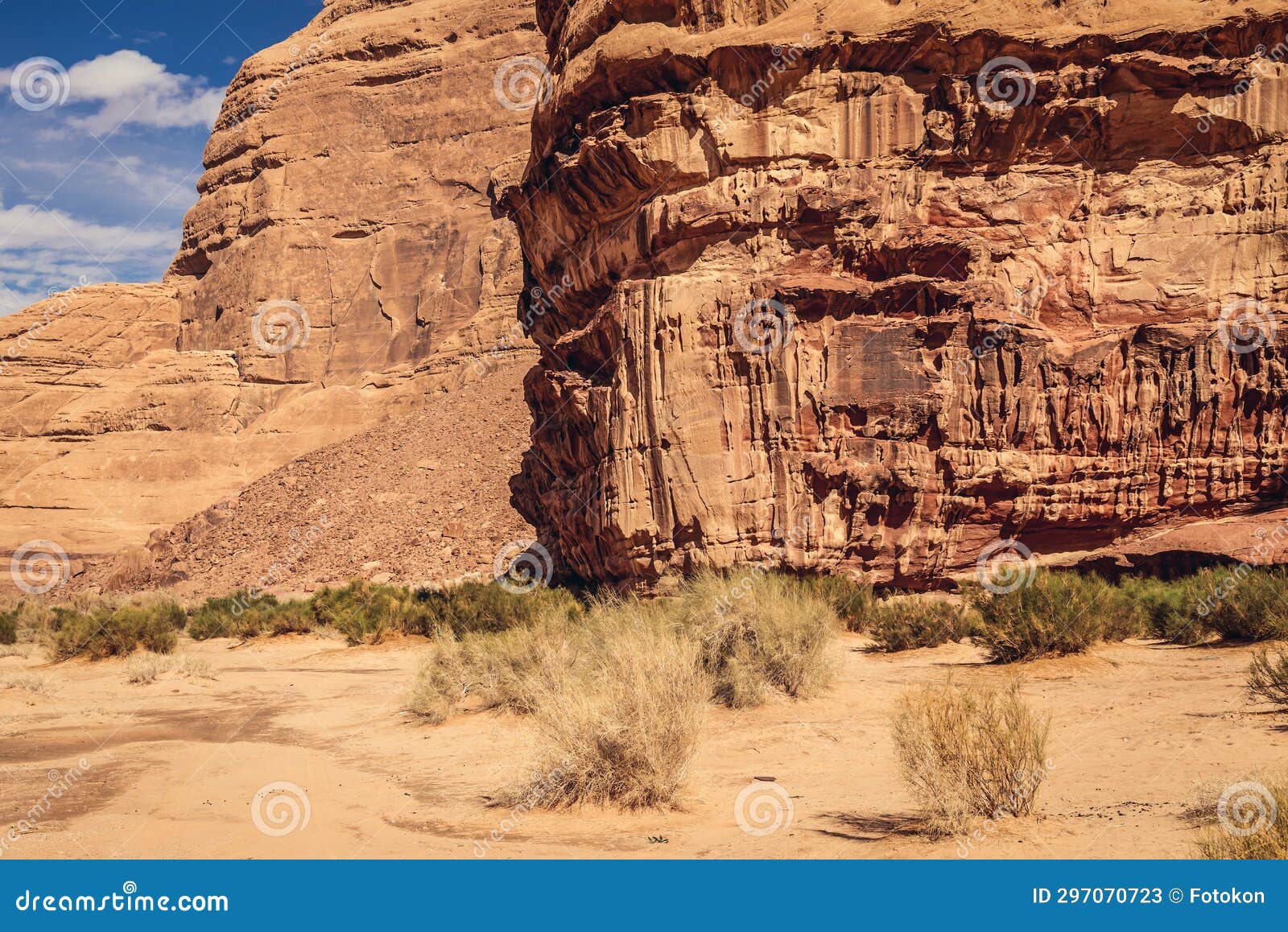 Wadi Rum valley stock image. Image of landmark, roman - 297070723