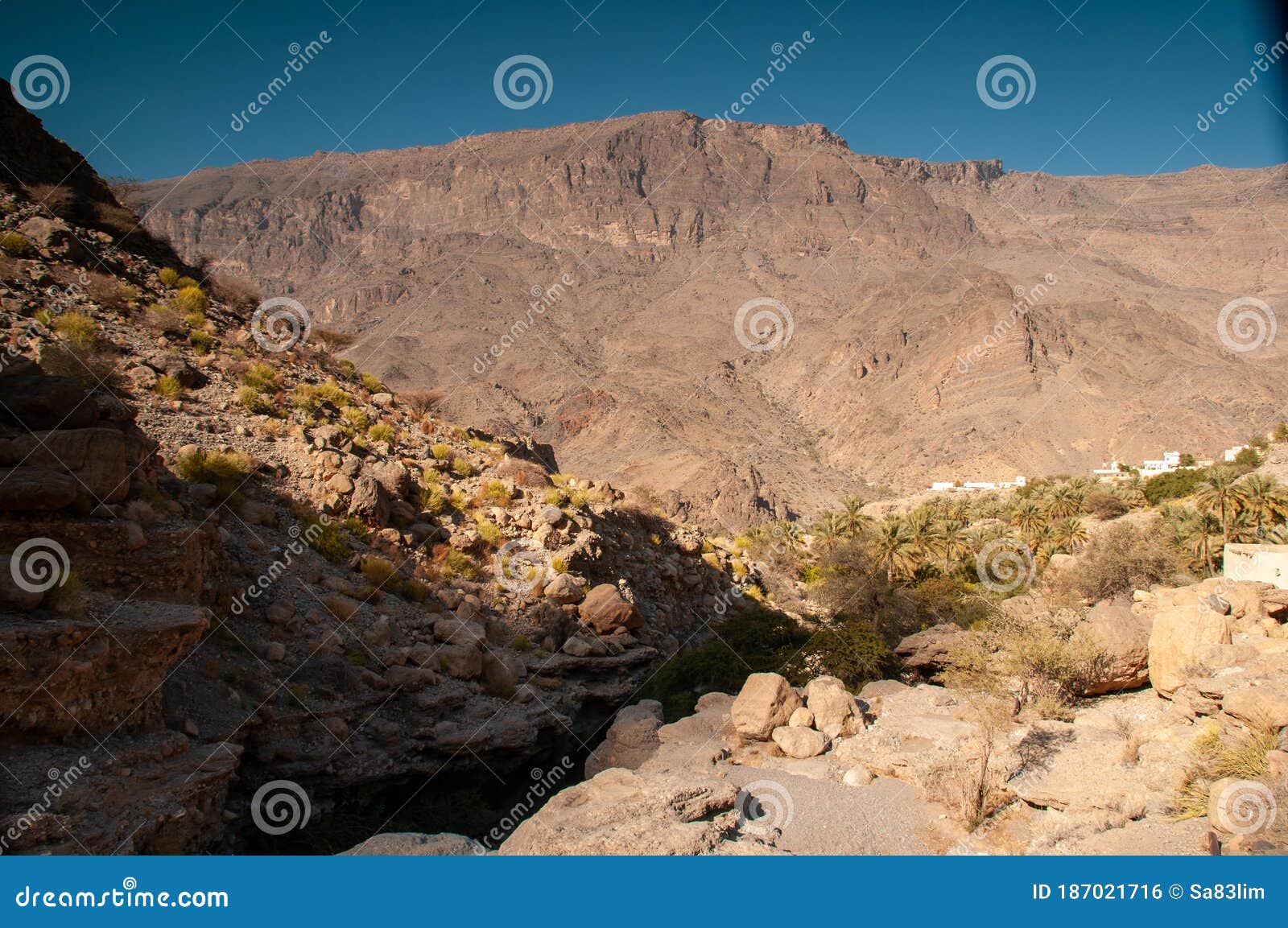 Wadi in Rustaq Mountains, Oman Stock Photo - Image of wadi, oman: 187021716