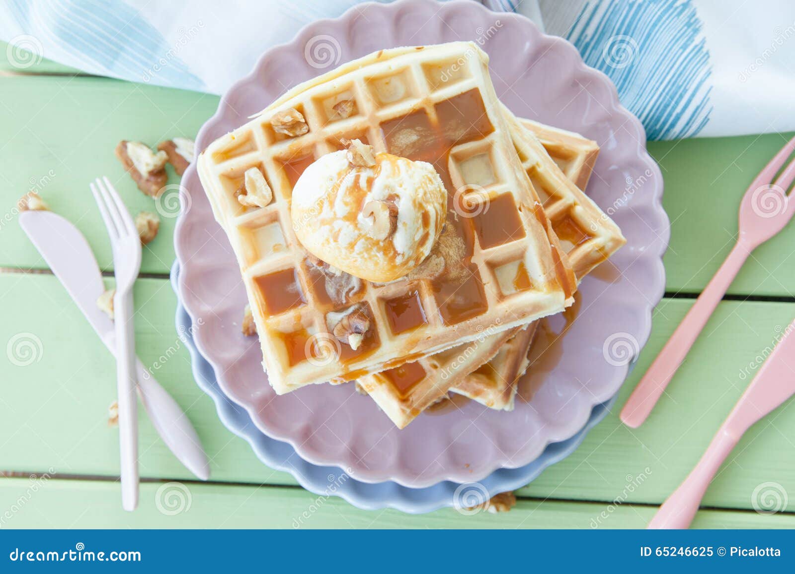 Waffles a la mode stock image. Image of melting, mode - 65246625