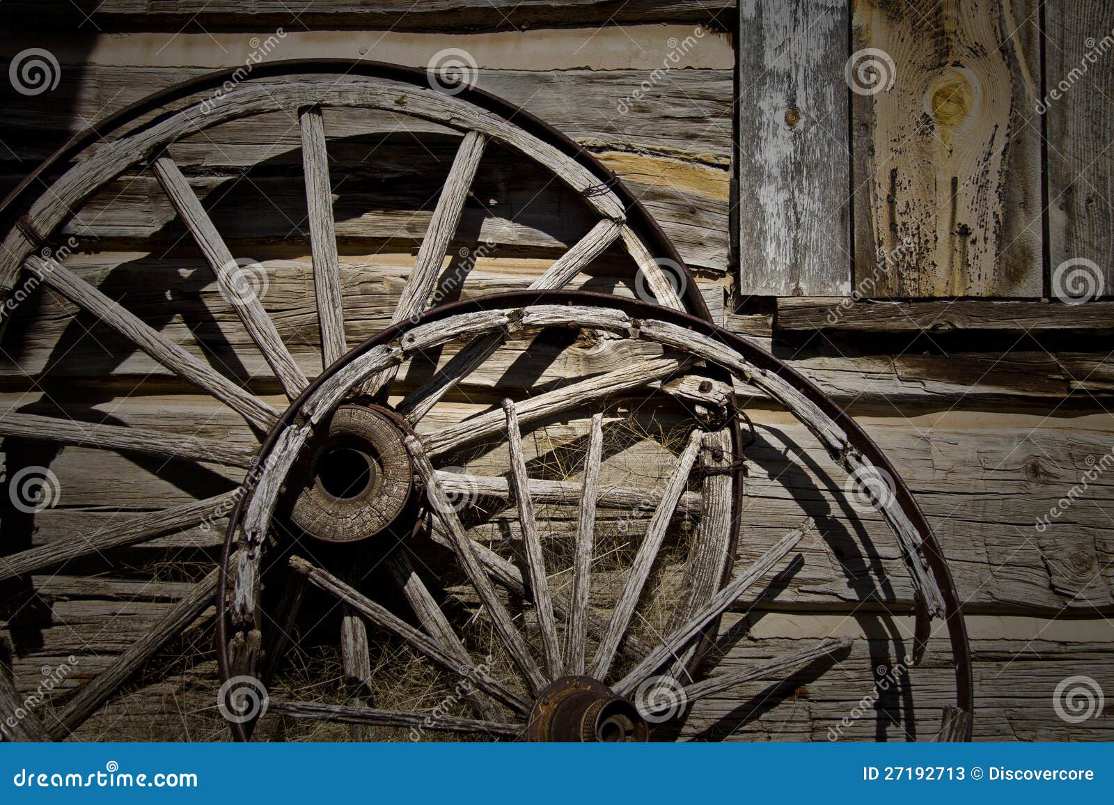 Wagon Wheel stock image. Image of weathered, brown, copy - 27192713