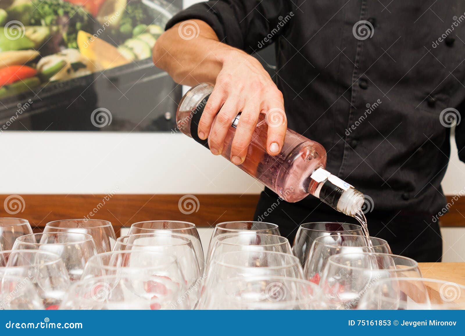 Waiter pouring gin stock image. Image of beverage, serve - 75161853