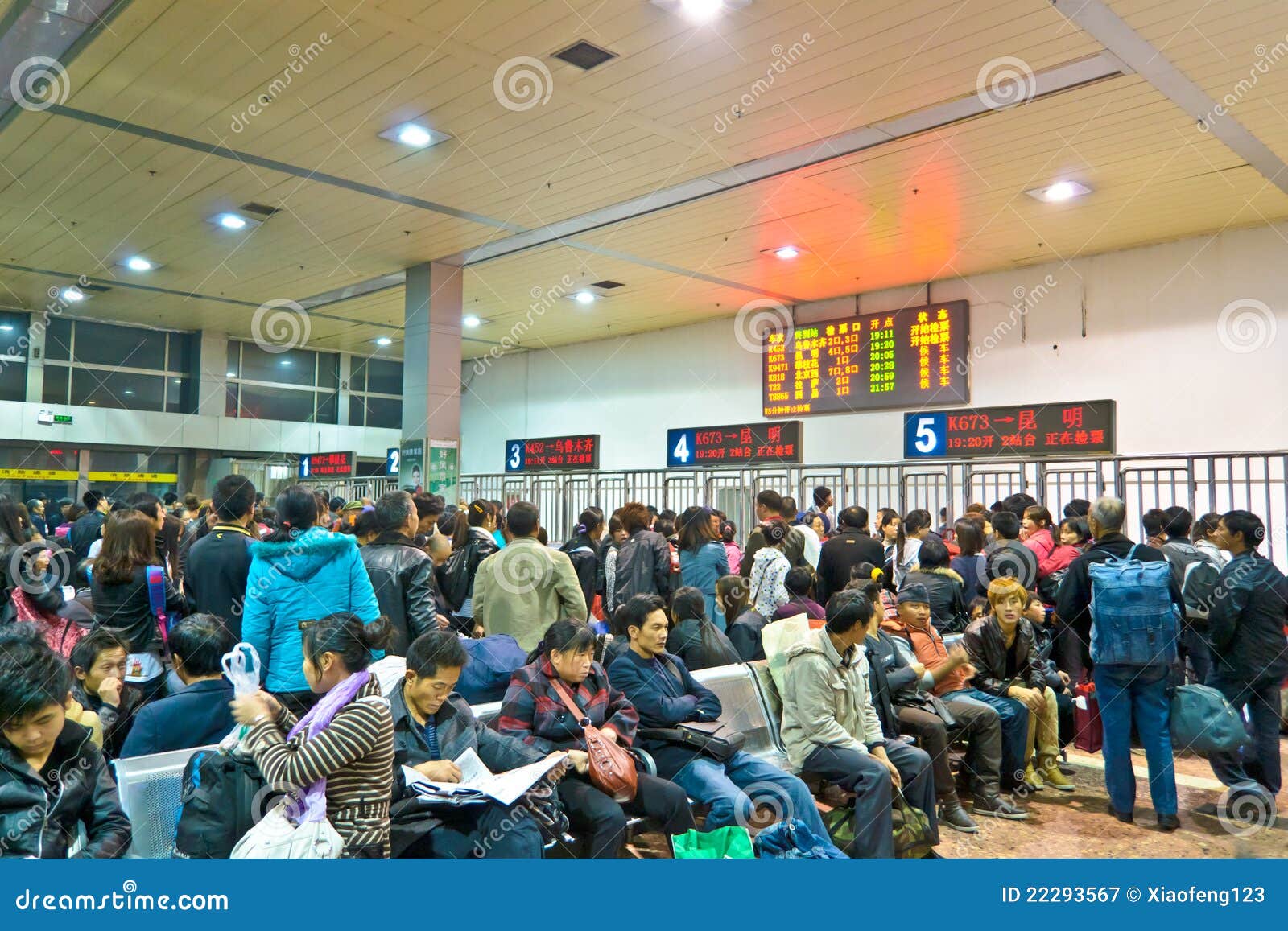 Waiting for check editorial photography. Image of busy - 22293567