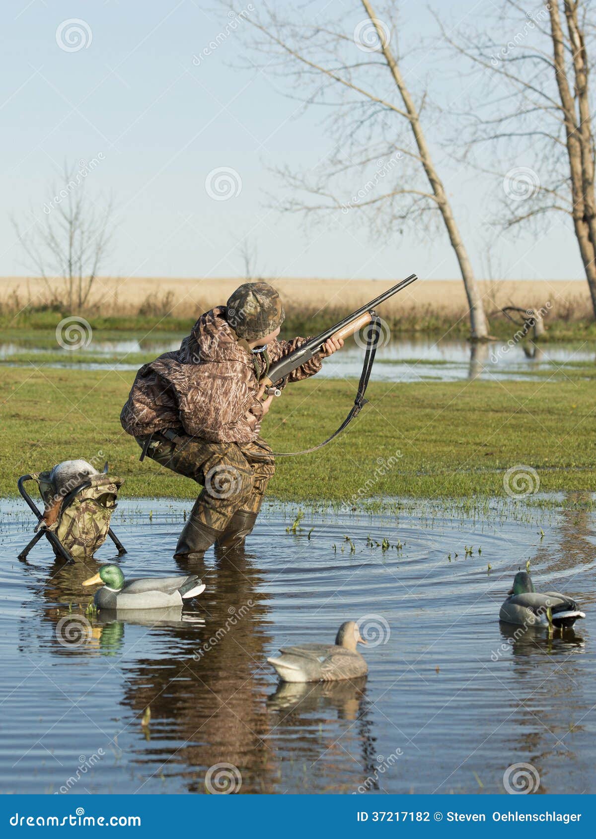 Waiting Hunter stock photo. Image of sports, shooting - 37217182