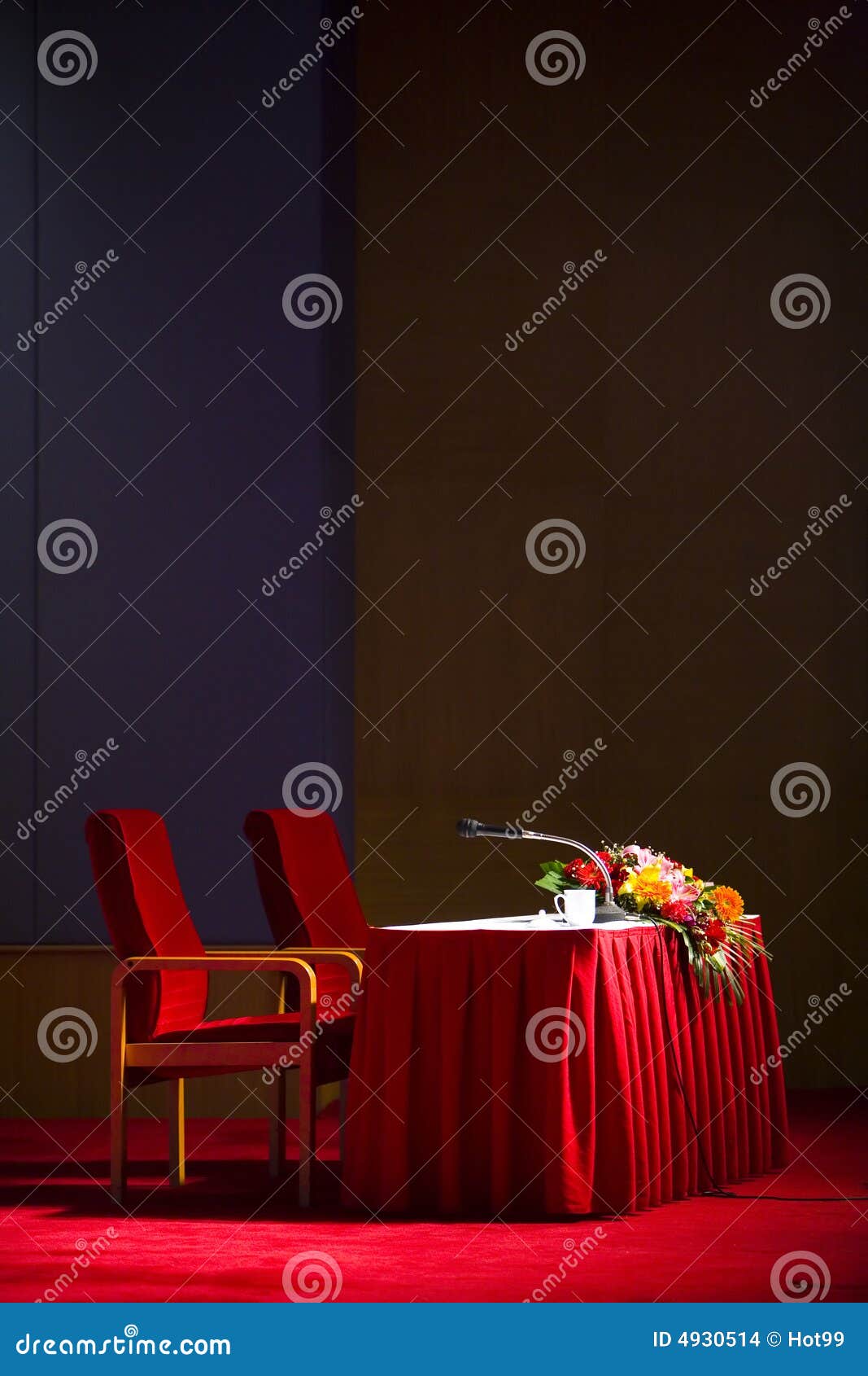 Waiting Lecture Stage Picture. Image: 4930514