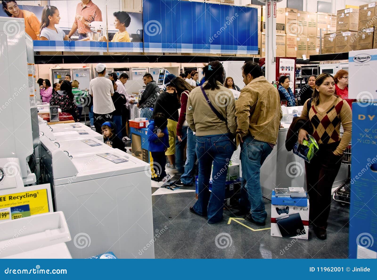 Waiting to check out editorial photo. Image of sale, merchant - 11962001