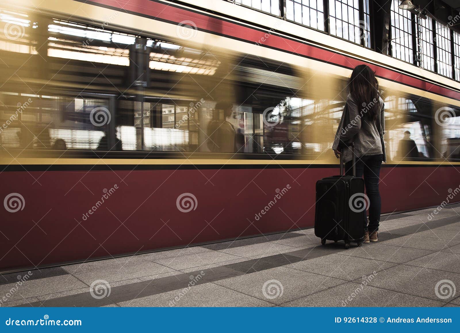 Waiting for the train editorial stock photo. Image of exposure - 92614328