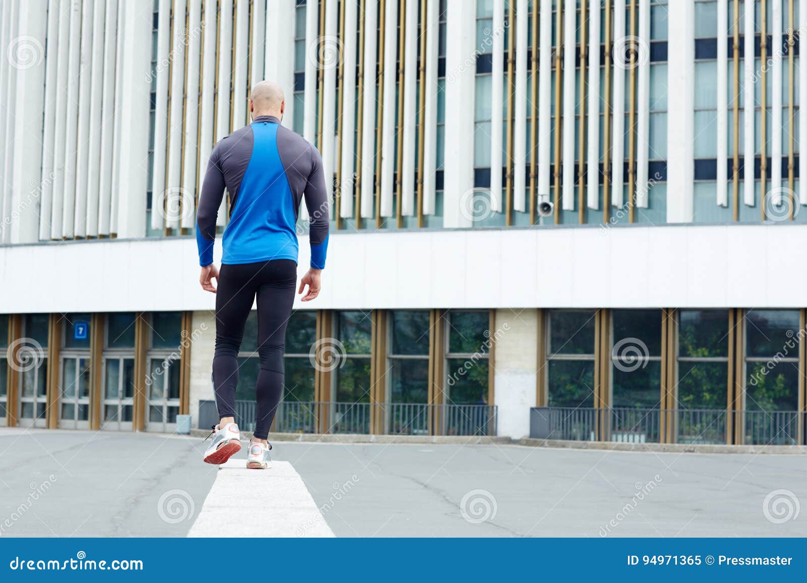 Walk of sportsman stock image. Image of asphalt, sprint - 94971365