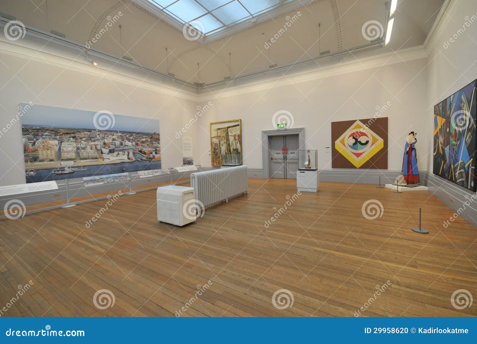 Walker Art Gallery Liverpool Editorial Image - Image of media ...