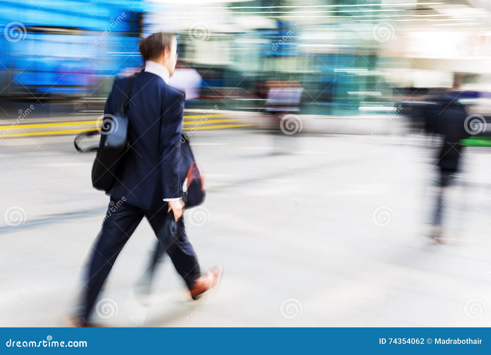 Walking Commuters at Rush Hour Editorial Photography - Image of motion ...