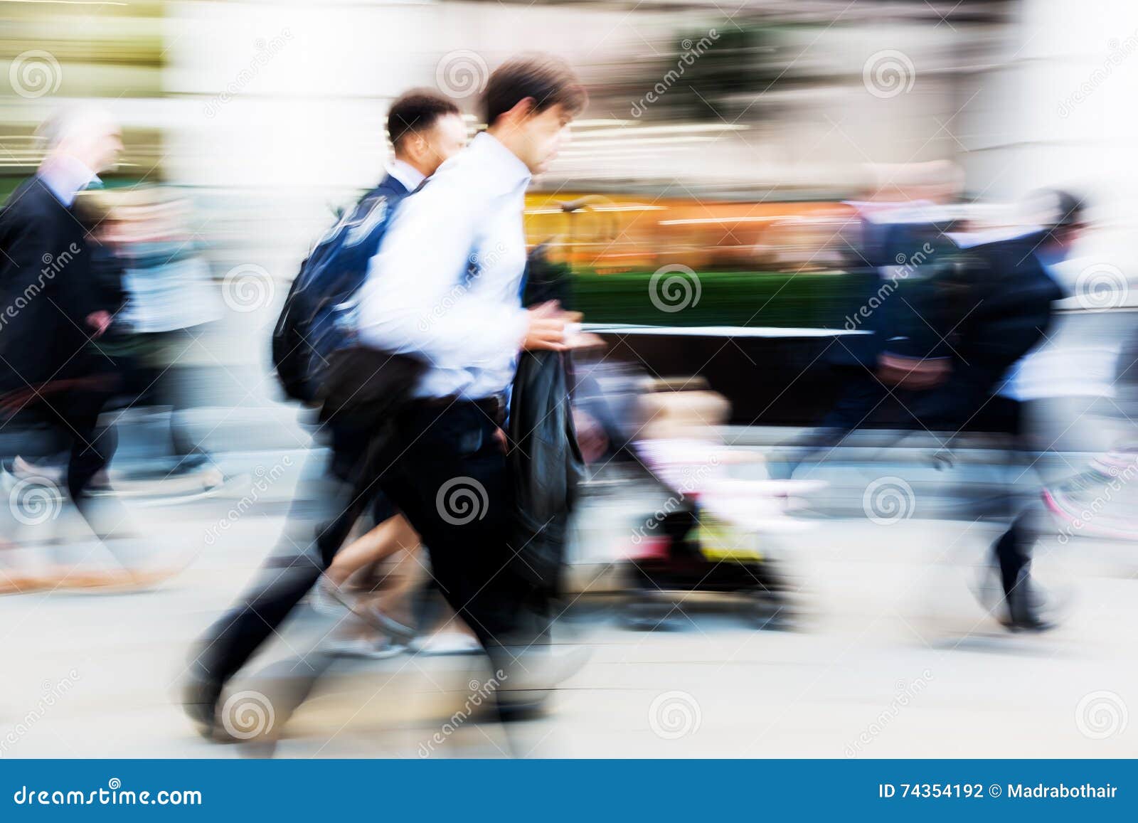 Walking Commuters at Rush Hour Editorial Photography - Image of move ...