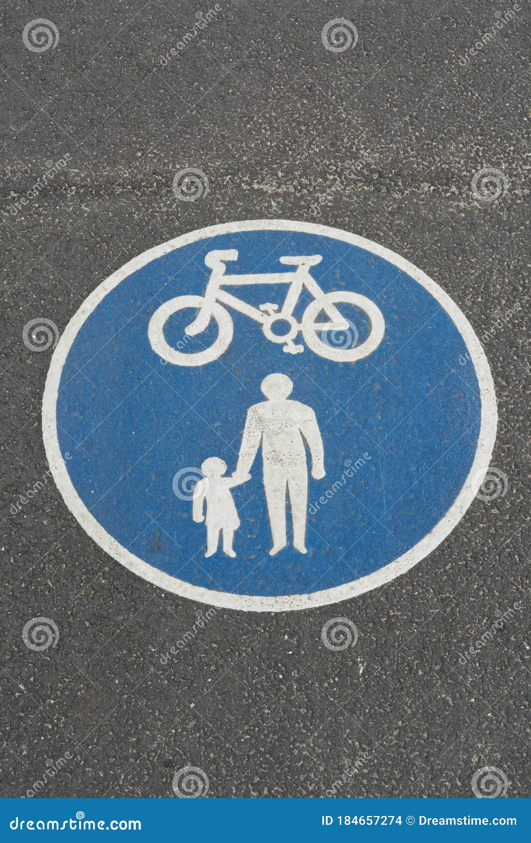 Walking and Cycle Path Sign Stock Photo - Image of route, city: 184657274
