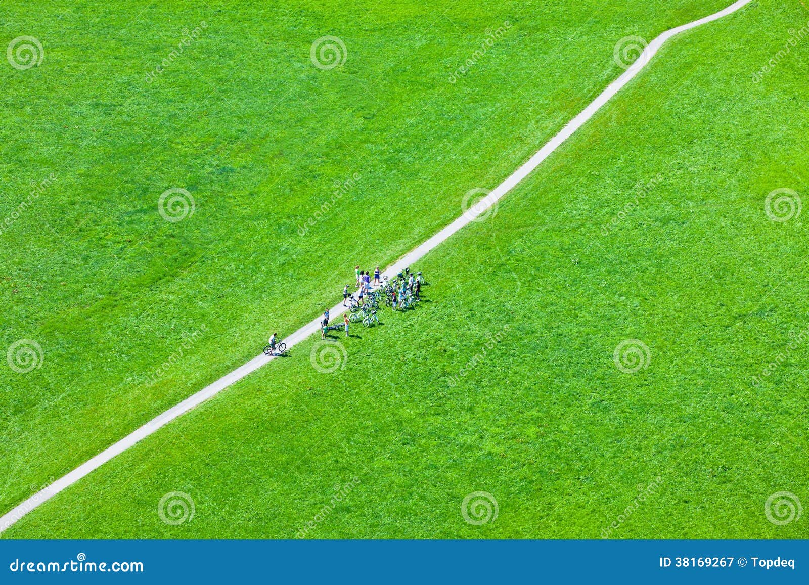 Walking Footpath in Green Field Stock Image - Image of famous, diagonal ...