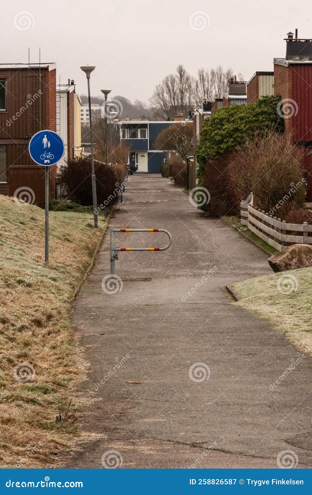 Narrow Walking Path between Houses.. Stock Image - Image of scenic ...