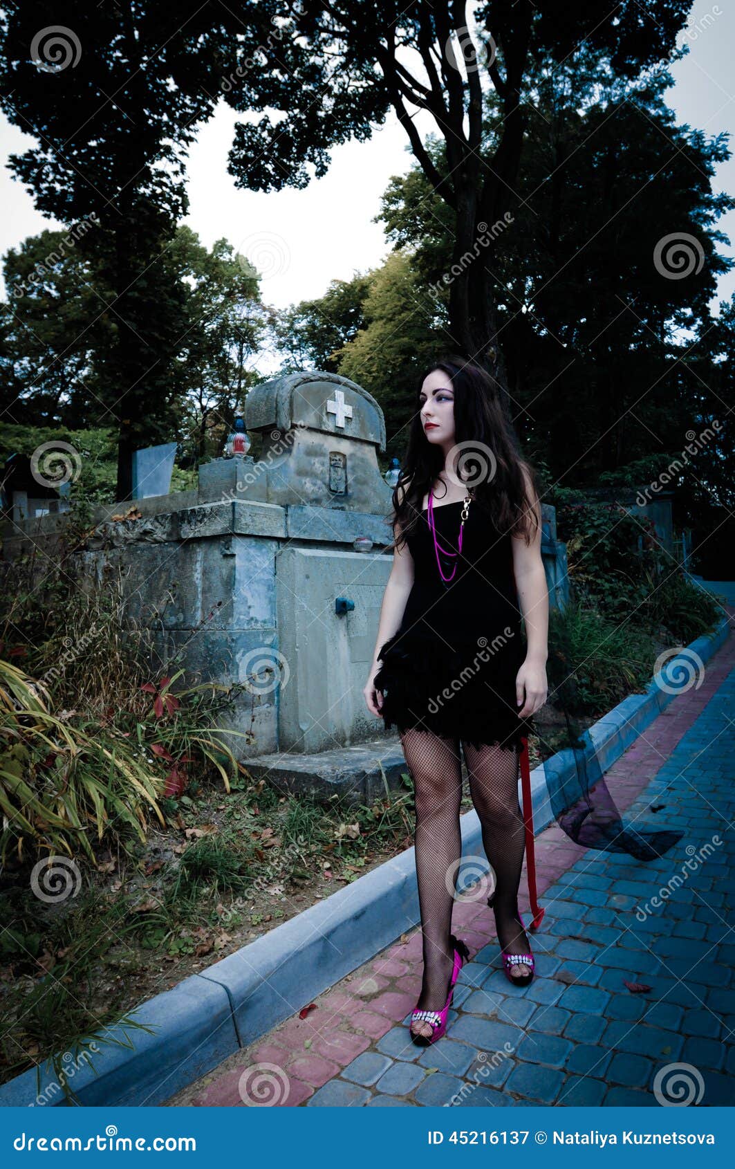 Walking Vampire Portrait Royalty-Free Stock Photography | CartoonDealer ...