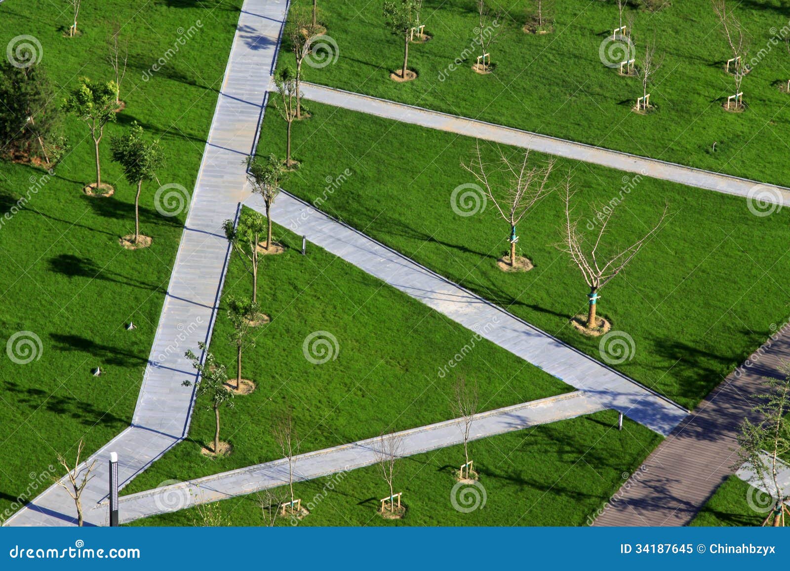 Walkway in the green space stock image. Image of walkway - 34187645