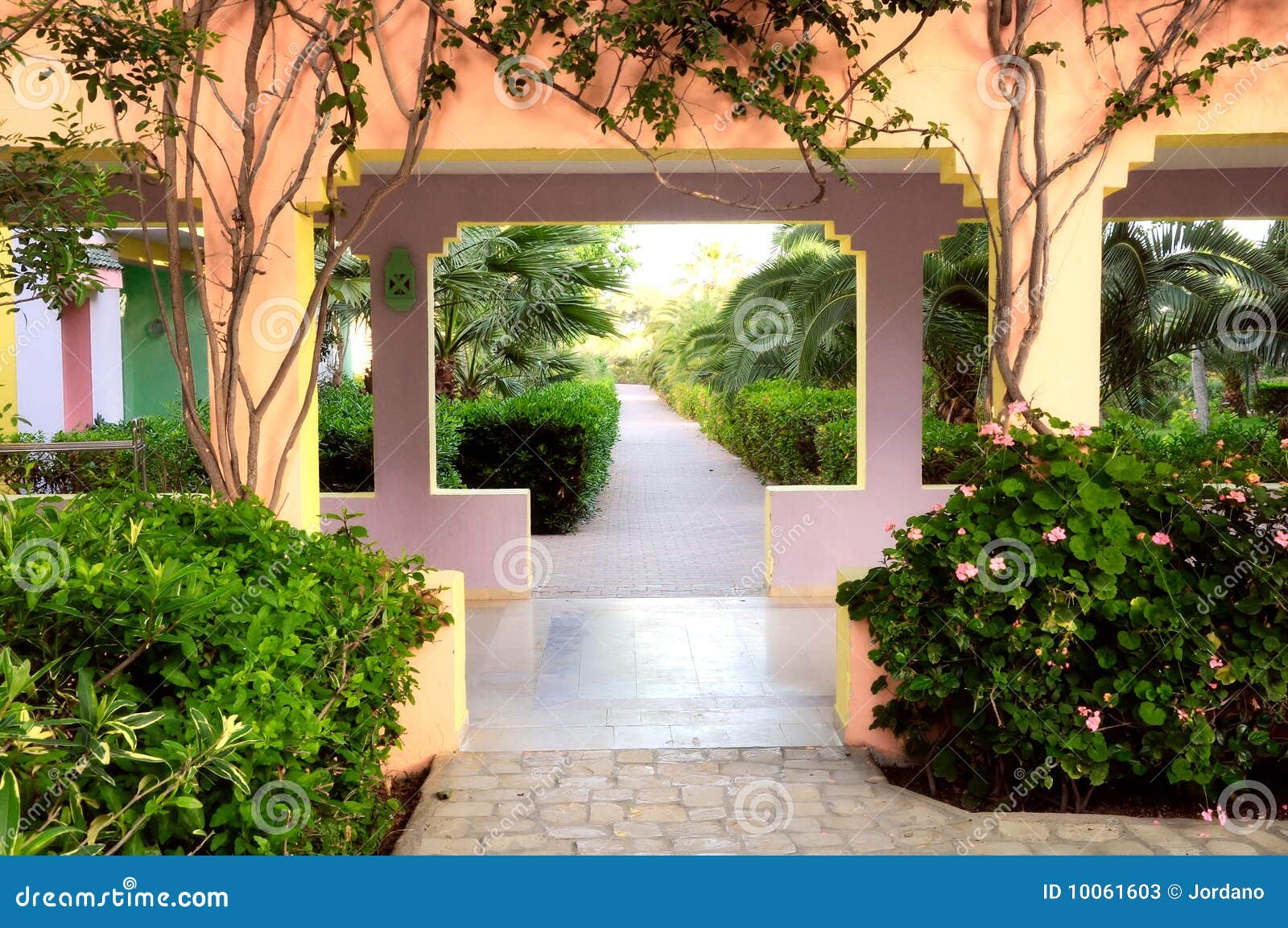 Walkway in a Tropical Garden Stock Image - Image of shrub, holidays ...