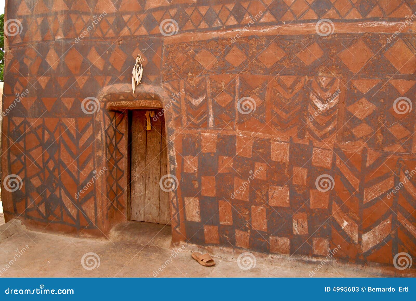Wall with African Tribal Painting Stock Image - Image of africa ...