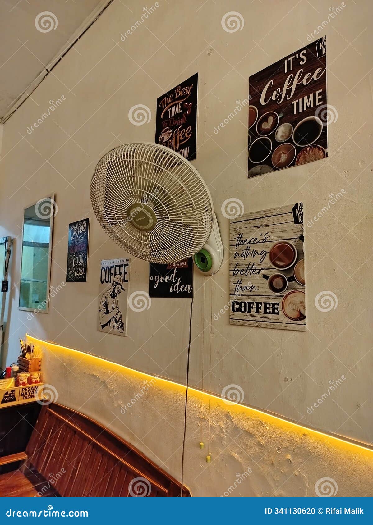 Wall art a cafe n resto editorial image. Image of cafe - 341130620