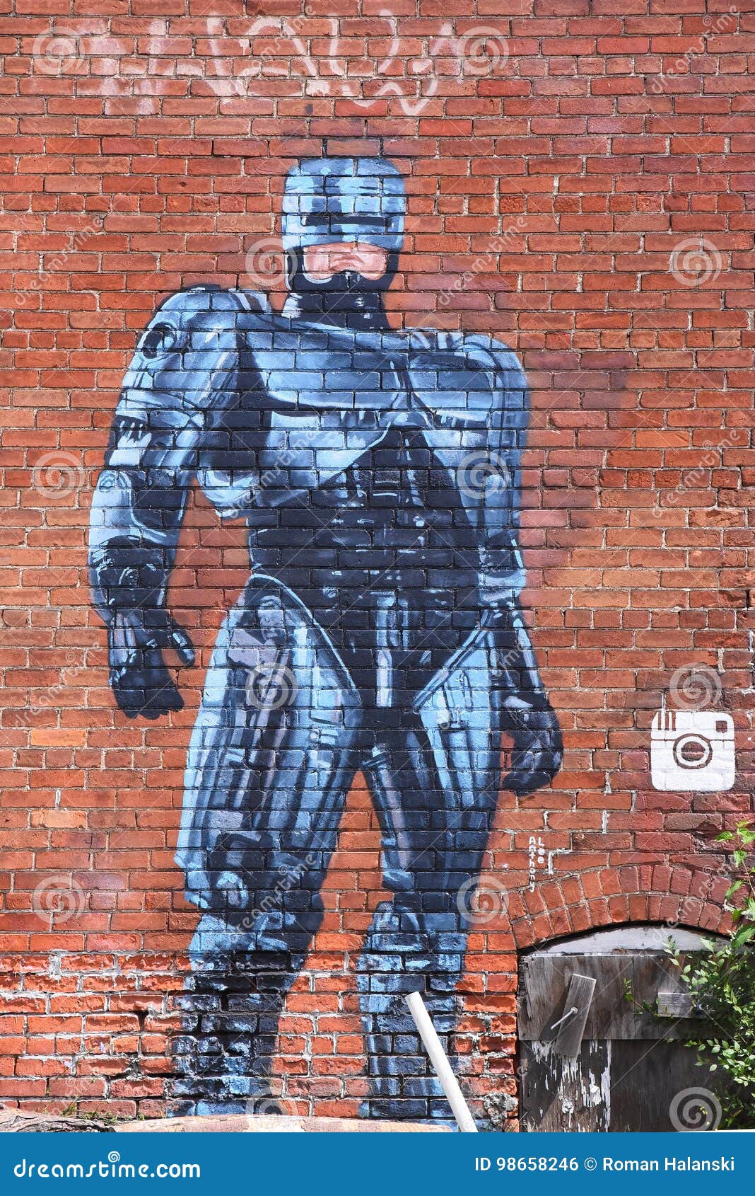 RoboCop editorial photo. Image of revitalization, graffiti - 98658246