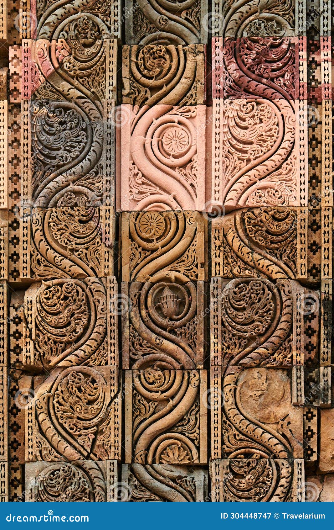 Wall Decorative Patterns of Qutb Complex in South Delhi, India, Close ...